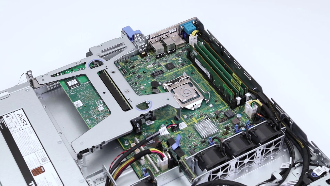 Dell PowerEdge R240(4x3.5" Hotplug)/E-2224/8GB/1TB/495W - 3S Tech